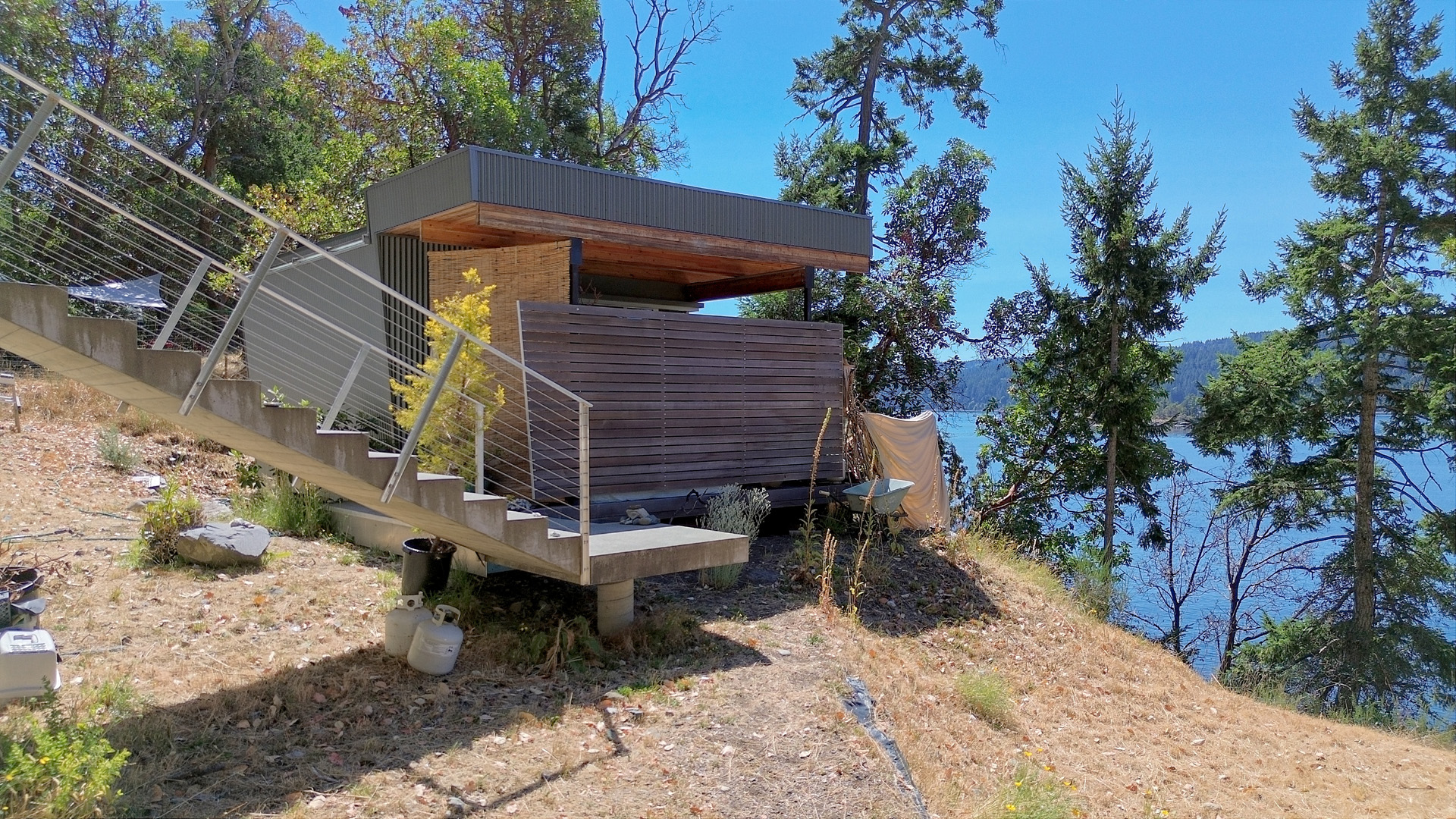 Sunny Oceanfront Acreage - Salt Spring Island Real Estate