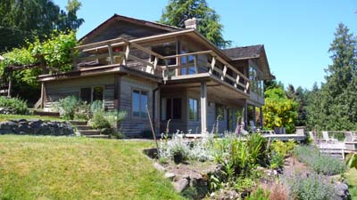 Pastoral Oceanfront with Beach - Salt Spring Island Real Estate