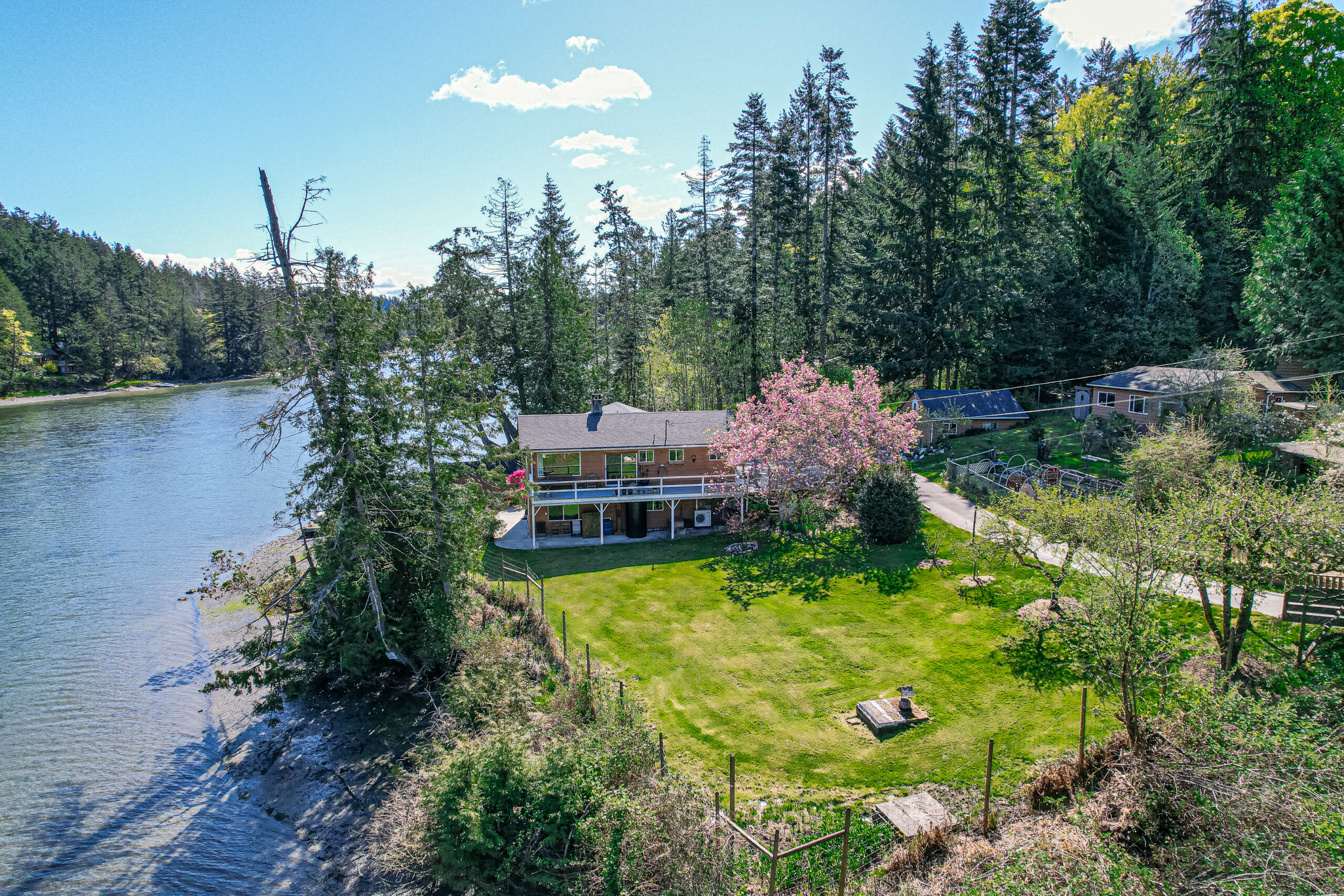 Tidal Waterfront Charmer - Salt Spring Island Real Estate